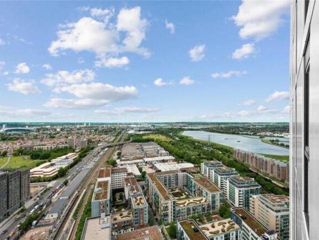 2 bedroom apartment for sale in Daneland Walk, London, N17