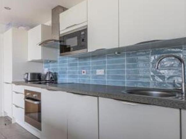 2 bedroom apartment for sale in Davaar House, Ferry Court, Cardiff, CF11