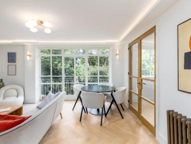 2 bedroom apartment for sale in Denbigh House, Hans Place, Knightsbridge, London, SW1X, United Kingdom, SW1X