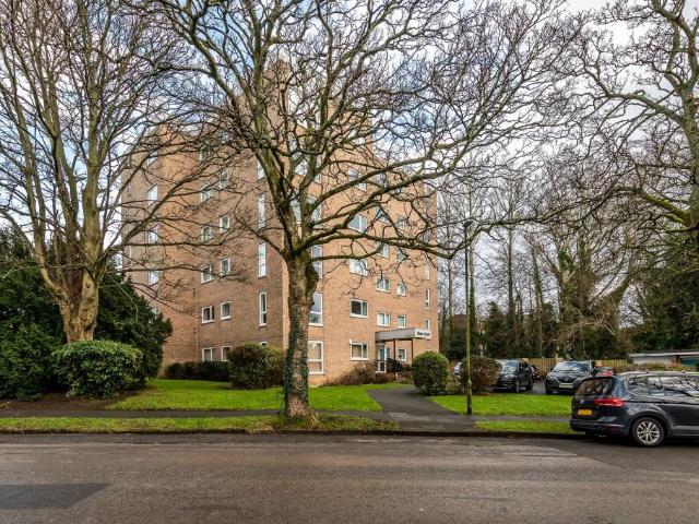 2 bedroom apartment for sale in Dene Court, Jesmond Park East, NE7
