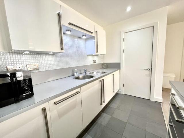 2 bedroom apartment for sale in Design House, Manchester, M4 1HT, M4