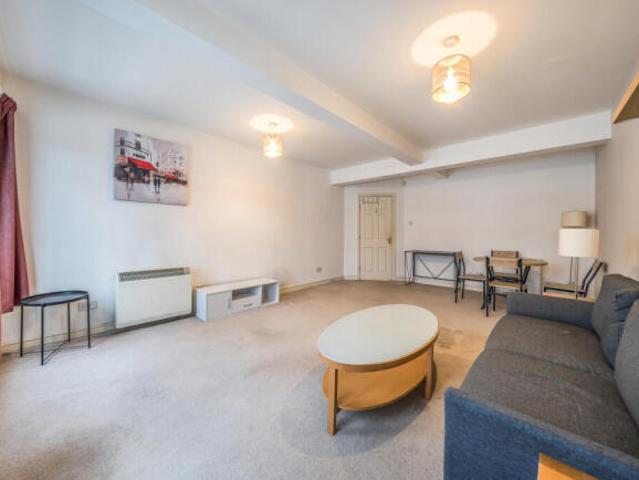 2 bedroom apartment for sale in Dickinson Street, Manchester, Greater Manchester, M1