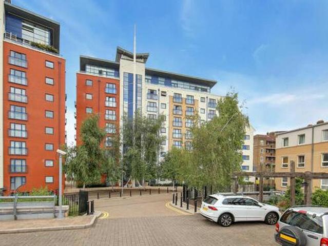 2 Bedroom Apartment For Sale In Docklands