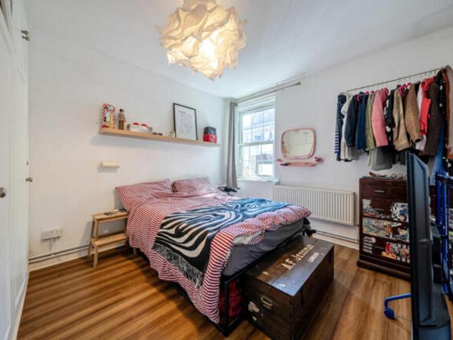 2 bedroom apartment for sale in Doddington Grove, London, SE17