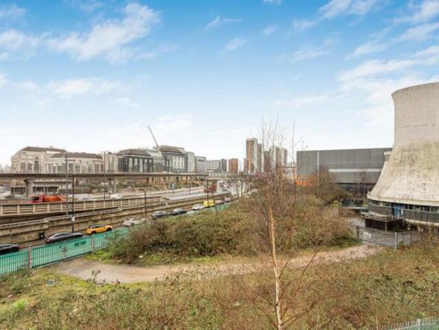 2 bedroom apartment for sale in Dominion Walk, London, E14