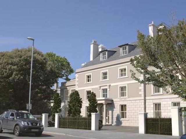2 bedroom apartment for sale in Dorchester Road Weymouth DT4