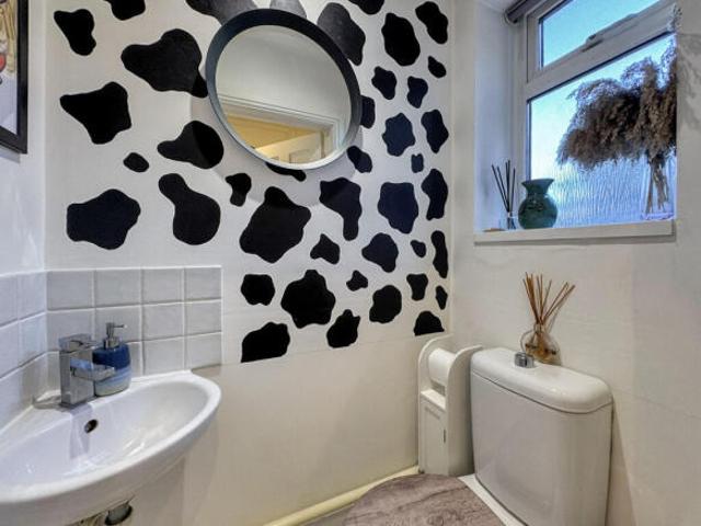 2 bedroom apartment for sale in Downview Road, Worthing, BN11