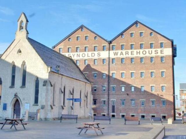 2 bedroom apartment for sale in Double Reynolds, Gloucester Docks, GL1