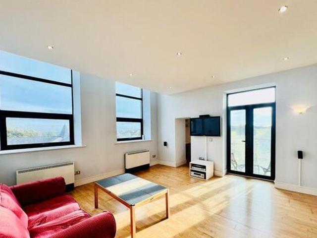 2 Bedroom Apartment For Sale In Drighlington
