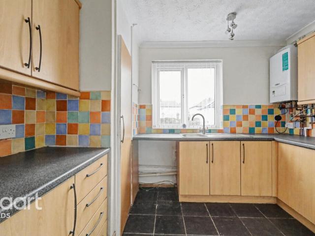 2 bedroom apartment for sale in Eastwood Nook, Leeds, LS14