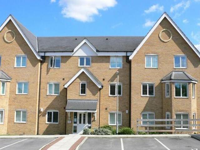 2 Bedroom Apartment For Sale In East Ardsley, West Yorkshire