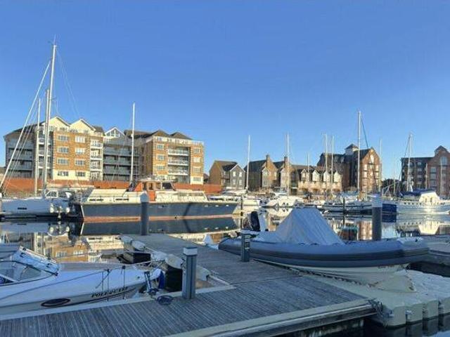 2 Bedroom Apartment For Sale In Eastbourne