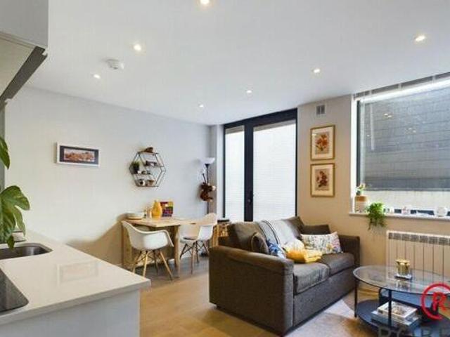 2 Bedroom Apartment For Sale In Eastcote