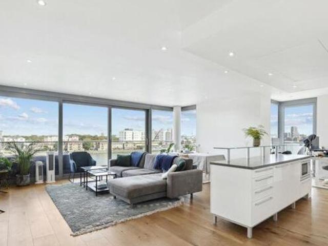2 Bedroom Apartment For Sale In Eastfields Avenue, London