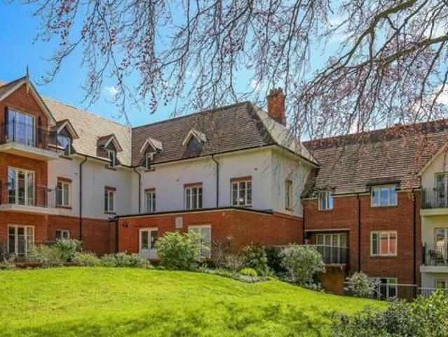 2 Bedroom Apartment For Sale In Eastleigh, Hampshire