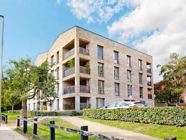 2 Bedroom Apartment For Sale In Edgware