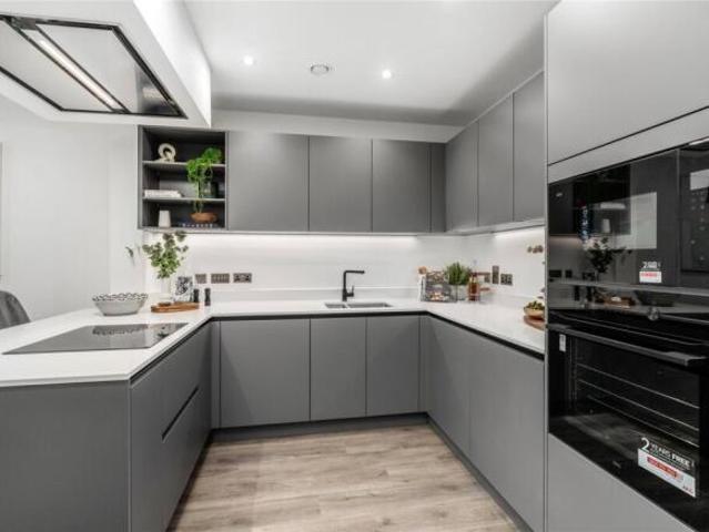 2 bedroom apartment for sale in Eddington Avenue, Knights Park, Cambridgeshire, CB3