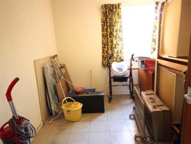 2 bedroom apartment for sale in Epping Close, Reading, RG1