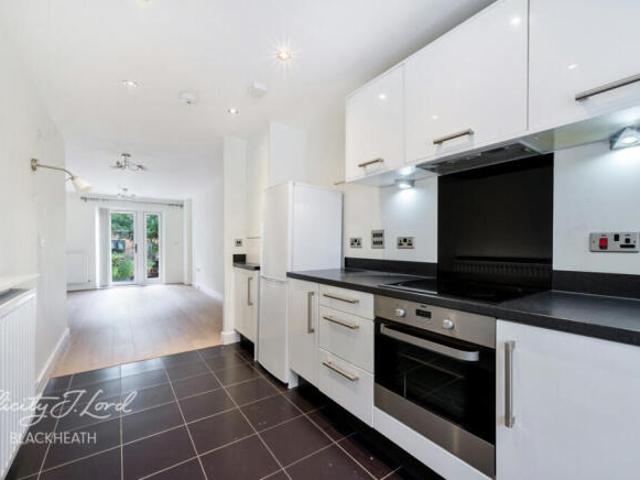 2 bedroom apartment for sale in Fairthorn Road, London, SE7