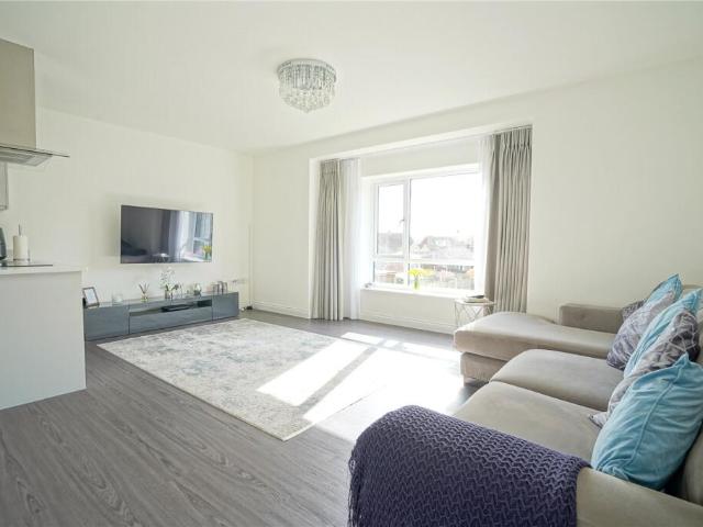 2 bedroom apartment for sale in Fairview, Wickersley, Rotherham, South Yorkshire, S66