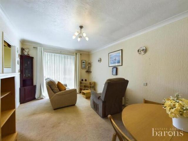 2 bedroom apartment for sale in Farm View Drive, Chineham, Basingstoke, Hampshire, RG24