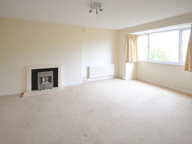 2 bedroom apartment for sale in Farringford Close, CB4