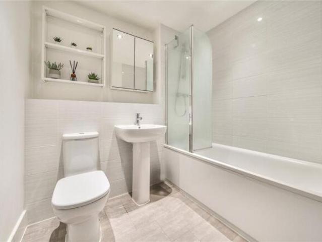 2 bedroom apartment for sale in Fellowes Rise, Winchester, Hampshire, SO22