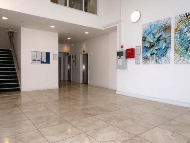 2 bedroom apartment for sale in Ferry Court, Cardiff, CF11