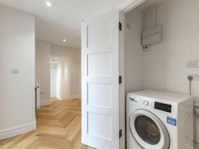 2 bedroom apartment for sale in Flat 4 The Atelier, 8 Upper High Street, Winchester, Hampshire, SO23