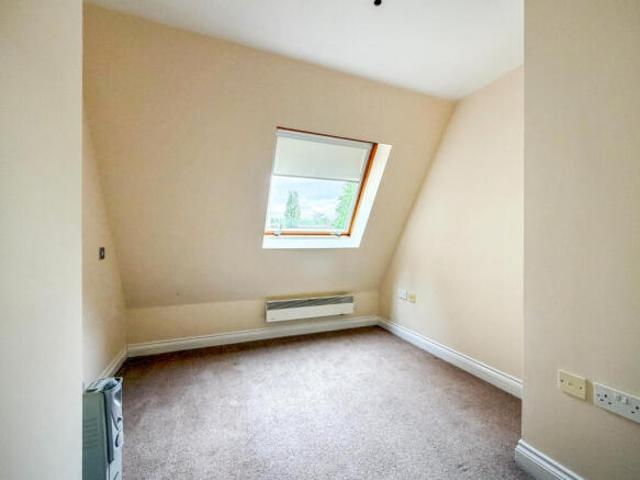 2 bedroom apartment for sale in Birmingham New Road, Oaklands Court, Bilston, West Midlands, WV14