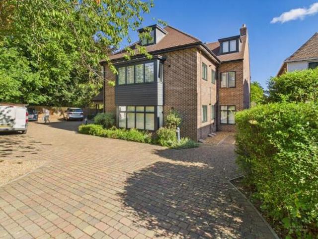 2 bedroom apartment for sale in Flat, Hills Court, Hills Road, Cambridge, CB2