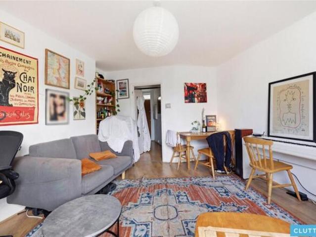 2 bedroom apartment for sale in Fleming House, George Row, London, SE16