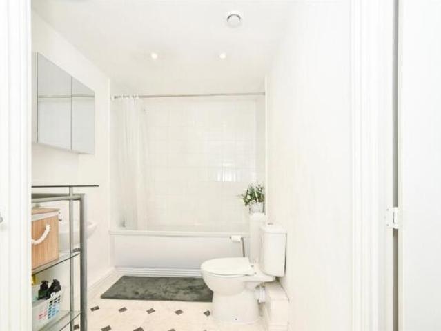 2 bedroom apartment for sale in Florey Court, Swindon, SN1