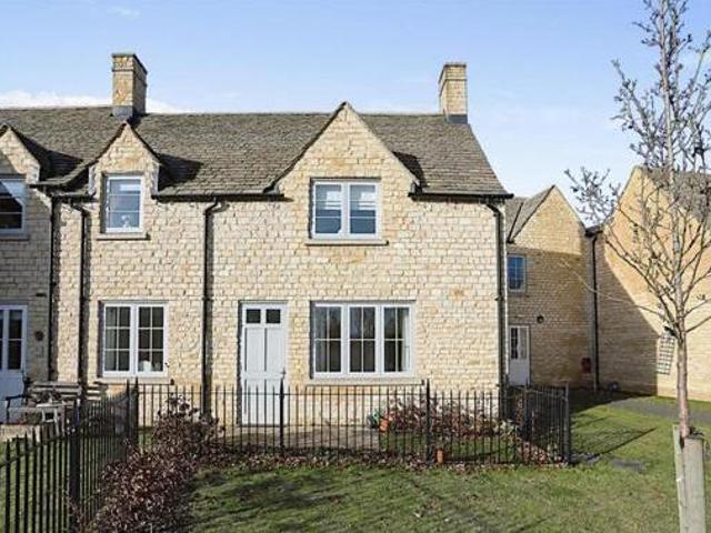 2 Bedroom Apartment For Sale In Fosseway