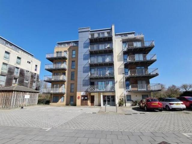 2 Bedroom Apartment For Sale In Fortune Avenue, Edgware