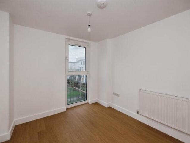 2 bedroom apartment for sale in Fratton Way, Southsea, PO4