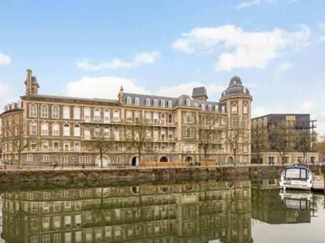 2 Bedroom Apartment For Sale In Guinea Street, Bristol