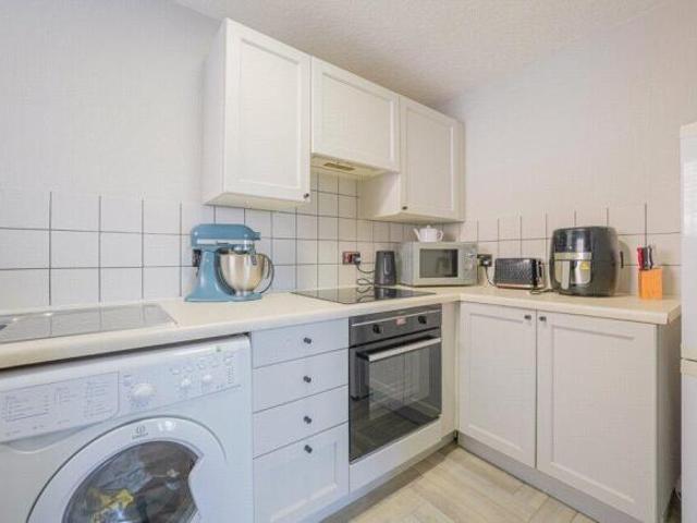 2 bedroom apartment for sale in Guys Cliffe Avenue, Leamington Spa, Warwickshire, CV32