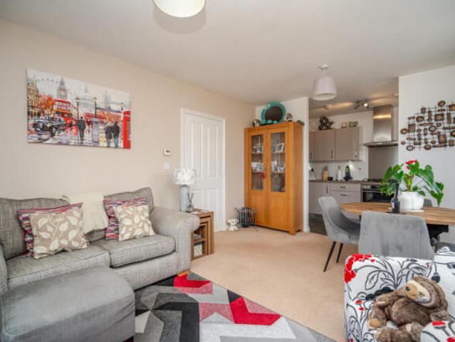 2 bedroom apartment for sale in Galapagos Grove, Newton Leys, Milton Keynes, MK3