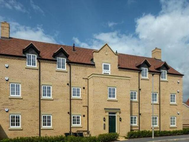 2 Bedroom Apartment For Sale In Gamlin, Sandy