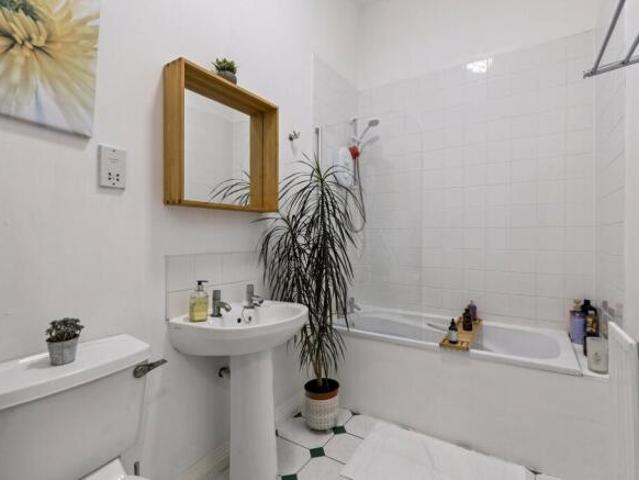 2 bedroom apartment for sale in Garnethill Street, Garnethill, Glasgow City, G3