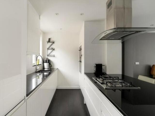 2 bedroom apartment for sale in Garden Walk, EC2A