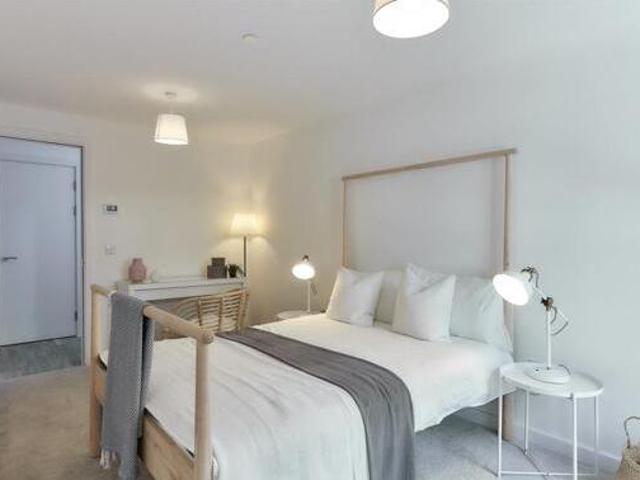 2 Bedroom Apartment For Sale In Geoffrey Watling Way, Norwich
