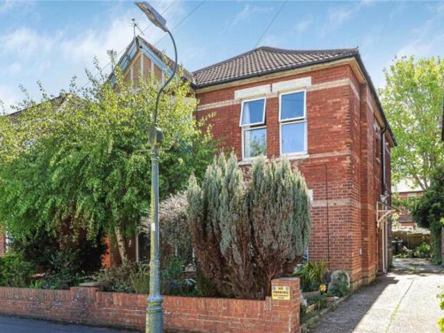 2 bedroom apartment for sale in Gerald Road, Charminster, Bournemouth, BH3
