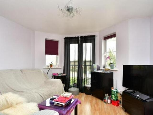 2 Bedroom Apartment For Sale In Gillingham