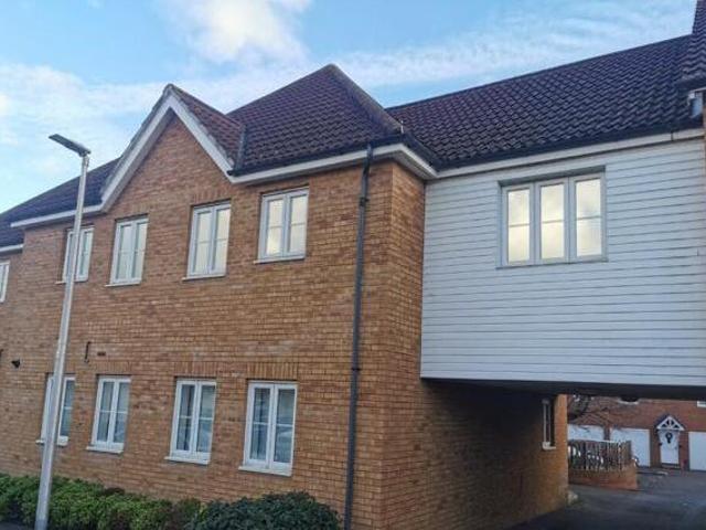 2 Bedroom Apartment For Sale In Gillingham, Kent