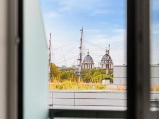 2 bedroom apartment for sale in Dowells Street London SE10