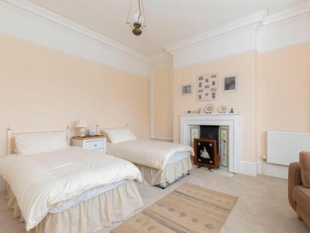 2 bedroom apartment for sale in Gloucester Road, Cheltenham, GL51