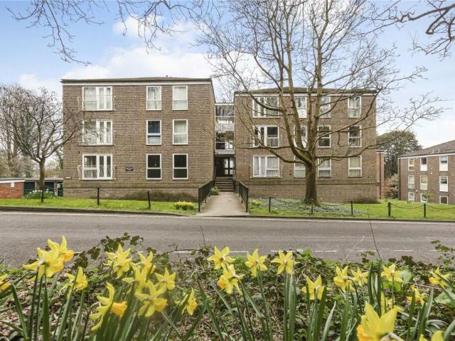 2 bedroom apartment for sale in Granville Court, Cheney Lane, Headington, OX3