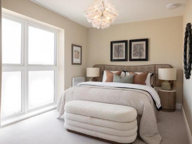 2 bedroom apartment for sale in Granadiers Road, Winchester, SO22